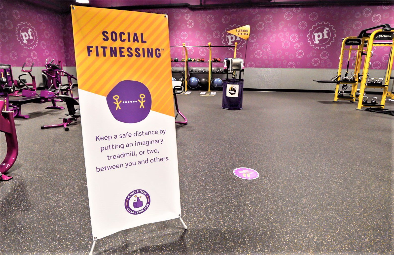 Planet fitness reopening store