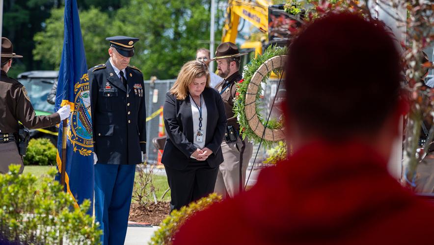 On Memorial Day, NH honors sacrifice of soldiers, families | Manchester ...