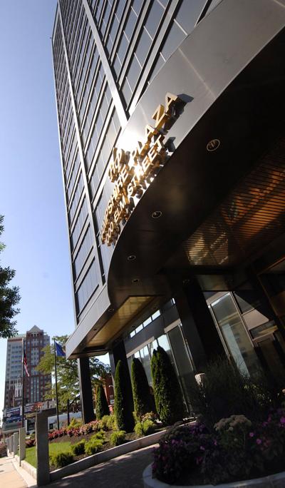 Manchester firefighter injured after generator explodes at Brady ...