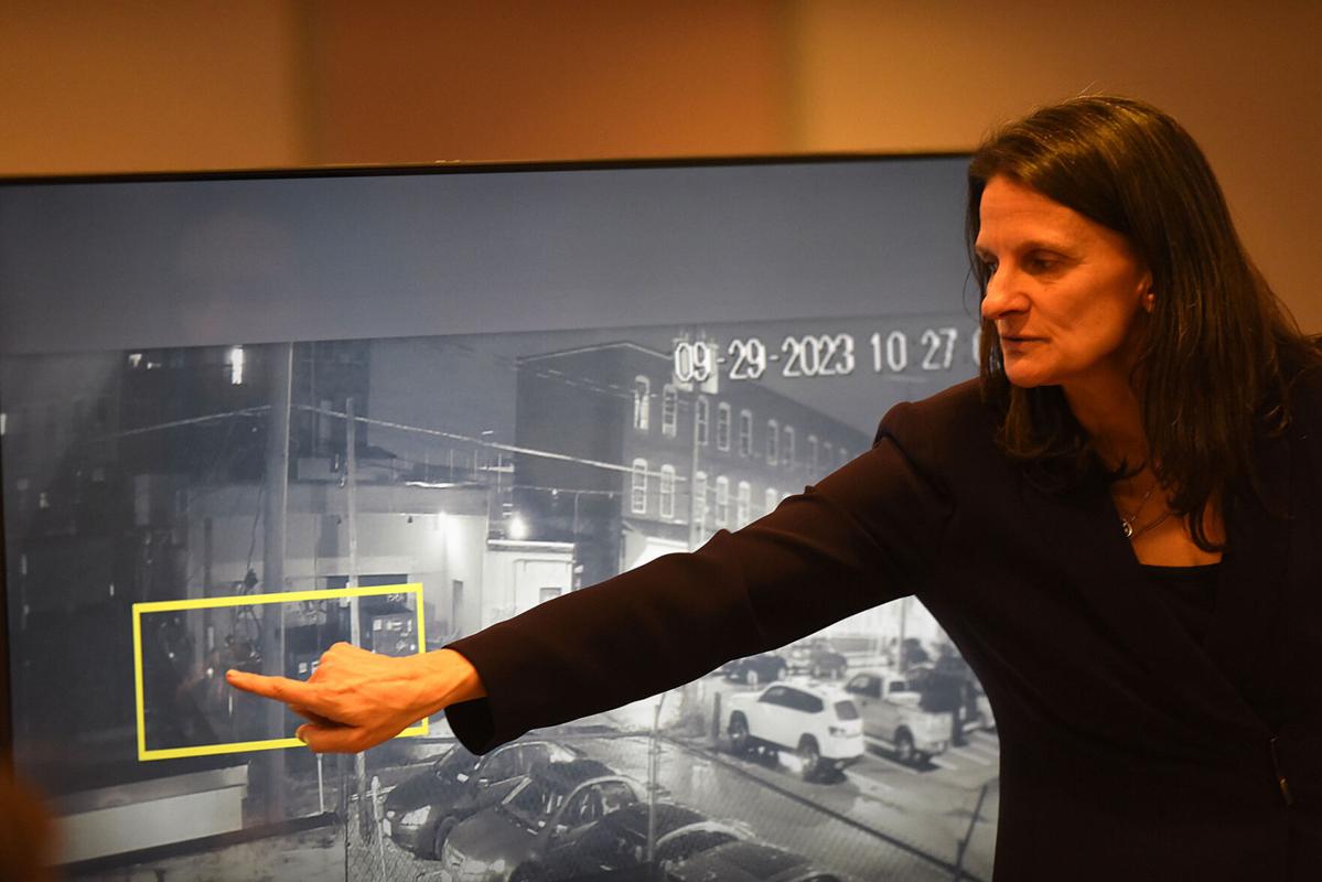 Jurors visit scene of a double slaying as Rivera murder trial gets ...