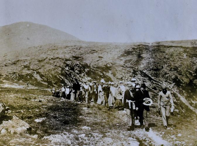 Crawford Path marks 200 years as continuously operated foot path ...