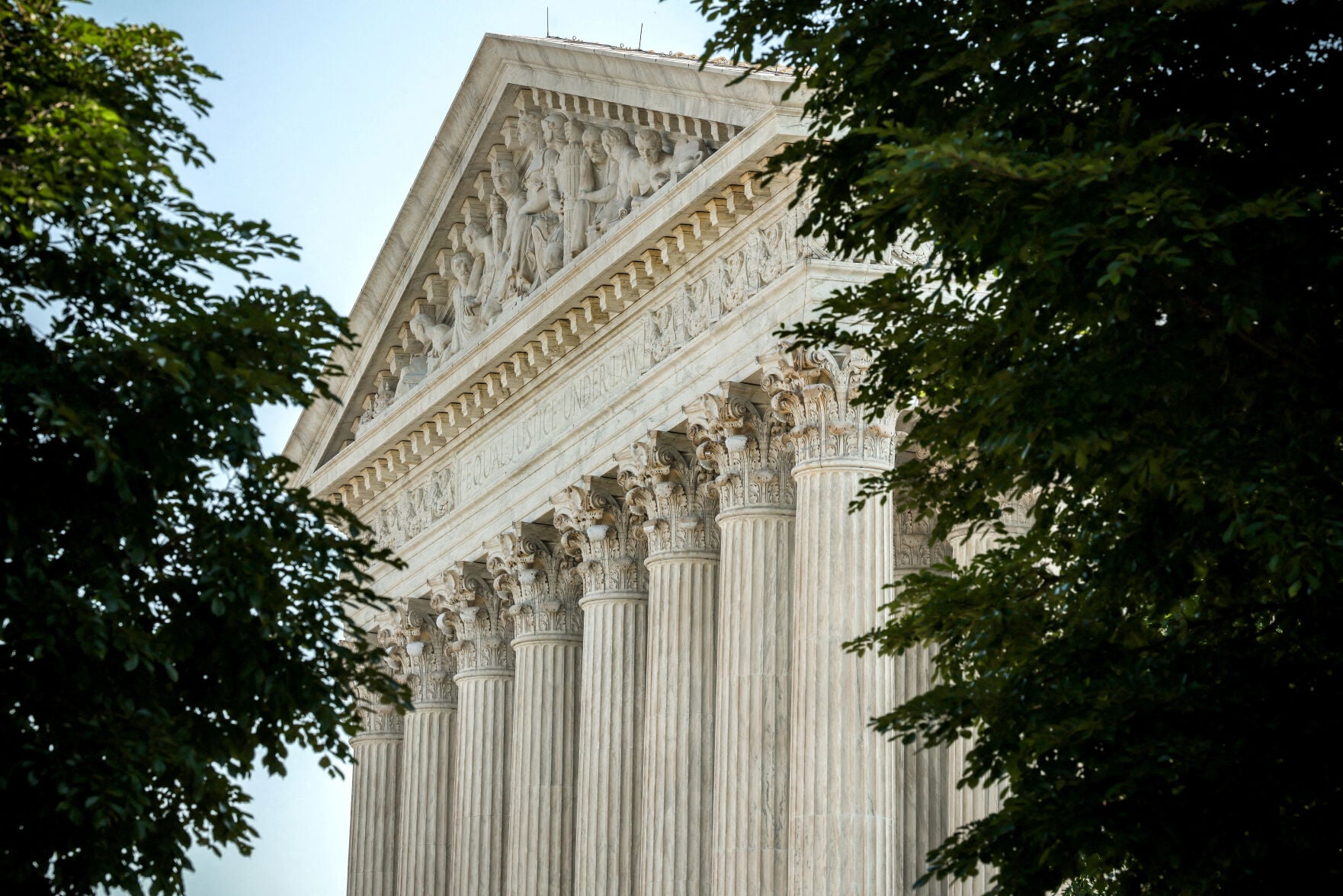 Supreme Court clears way for Alabama to use pro-Republican voting map ...