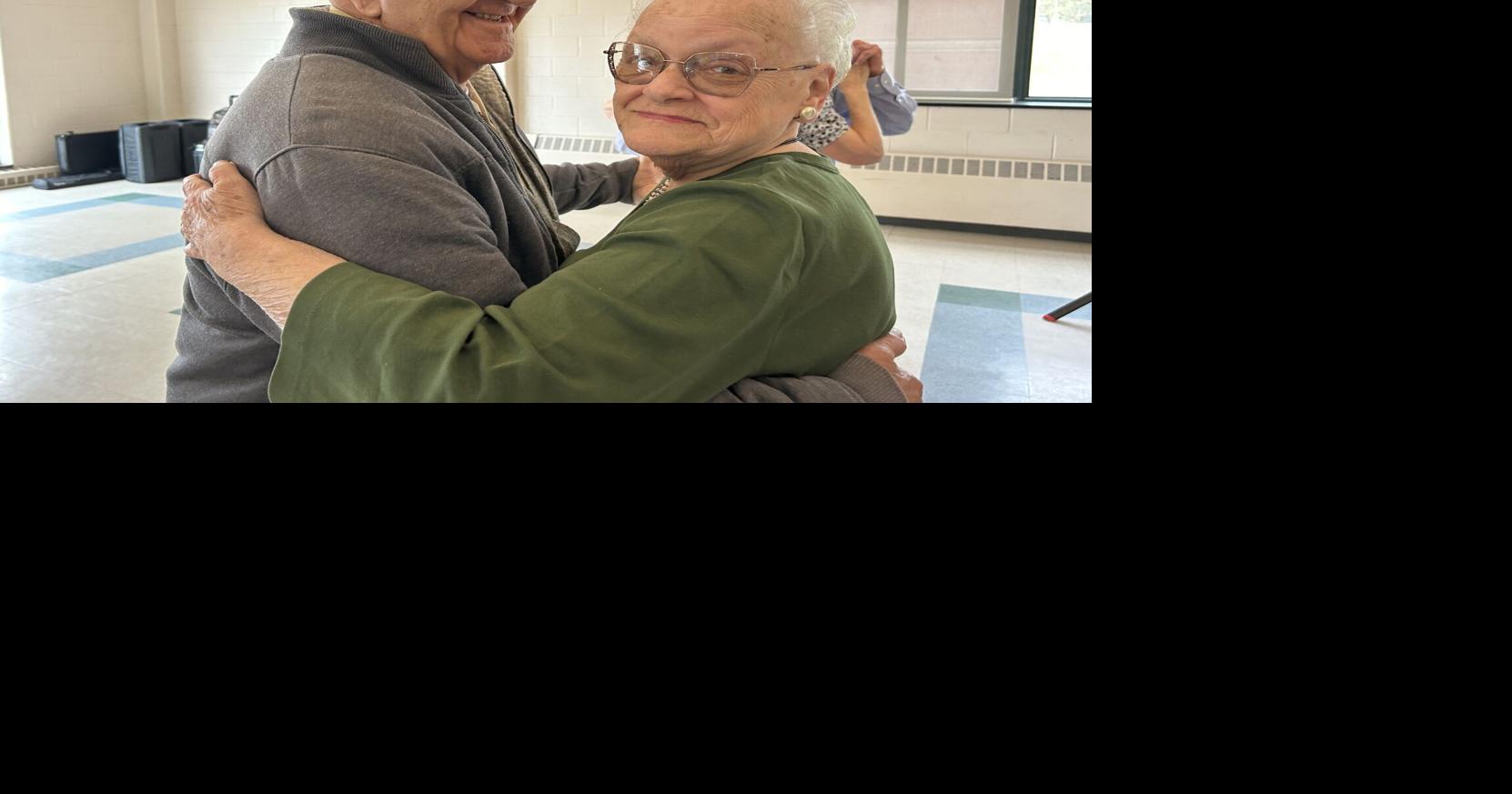 Pinkerton's Class of 2027 hosts annual 'senior' prom | Human Interest ...