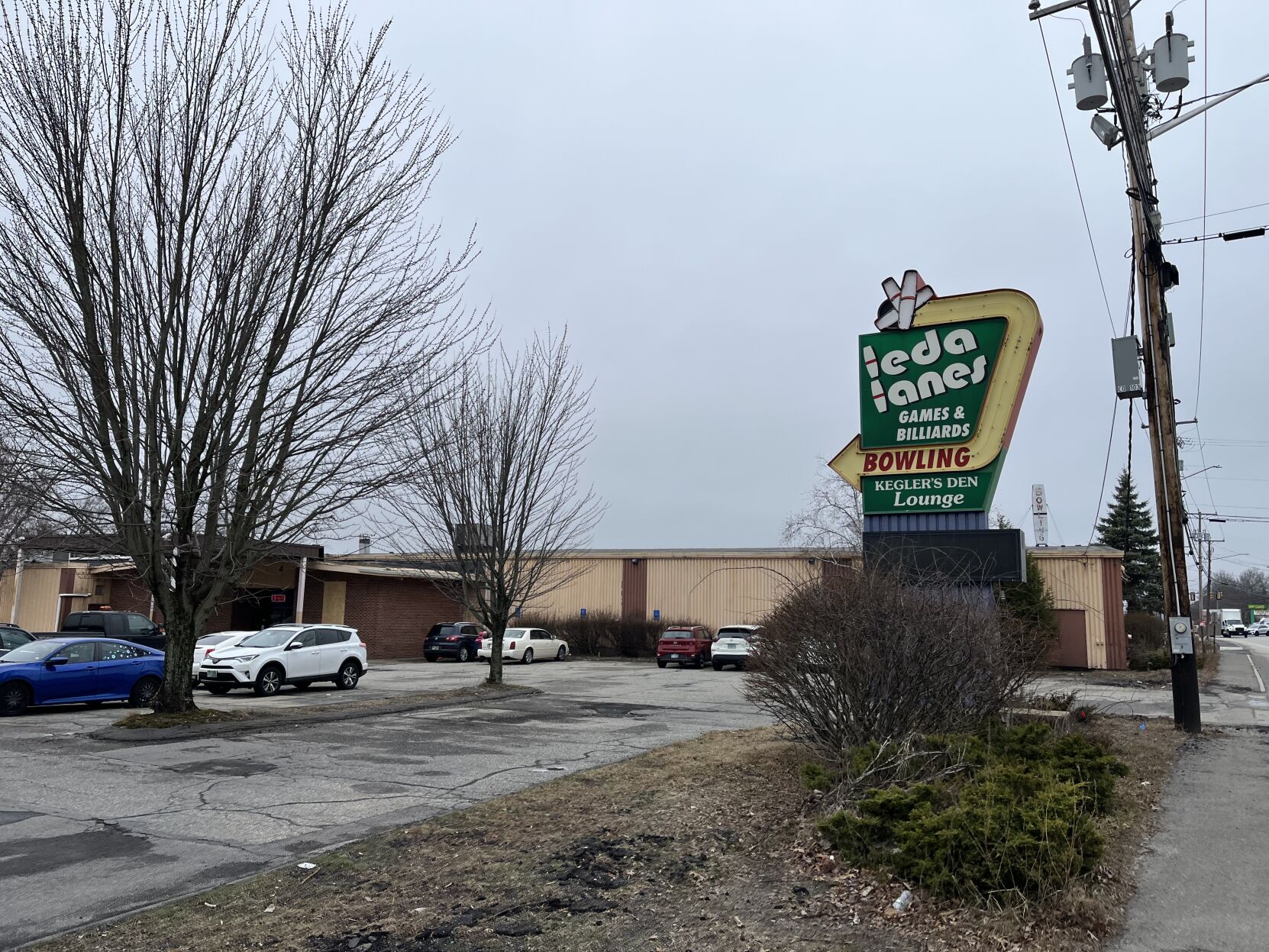 Leda Lanes candlepin bowling to close with redevelopment on way; Hugo’s ...