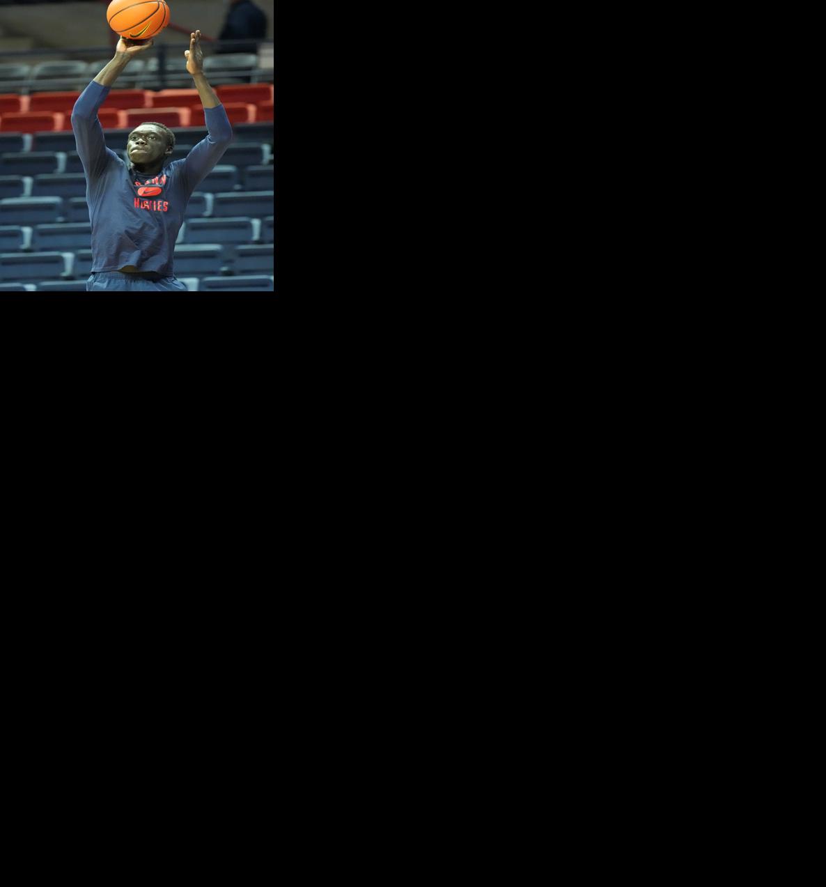 Manchester, N.H.'s Akok shines for UConn | College Sports | unionleader.com