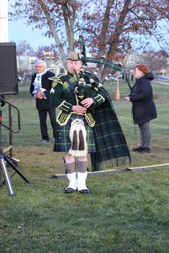 Vigil held to honor fallen security guard in Concord | News ...