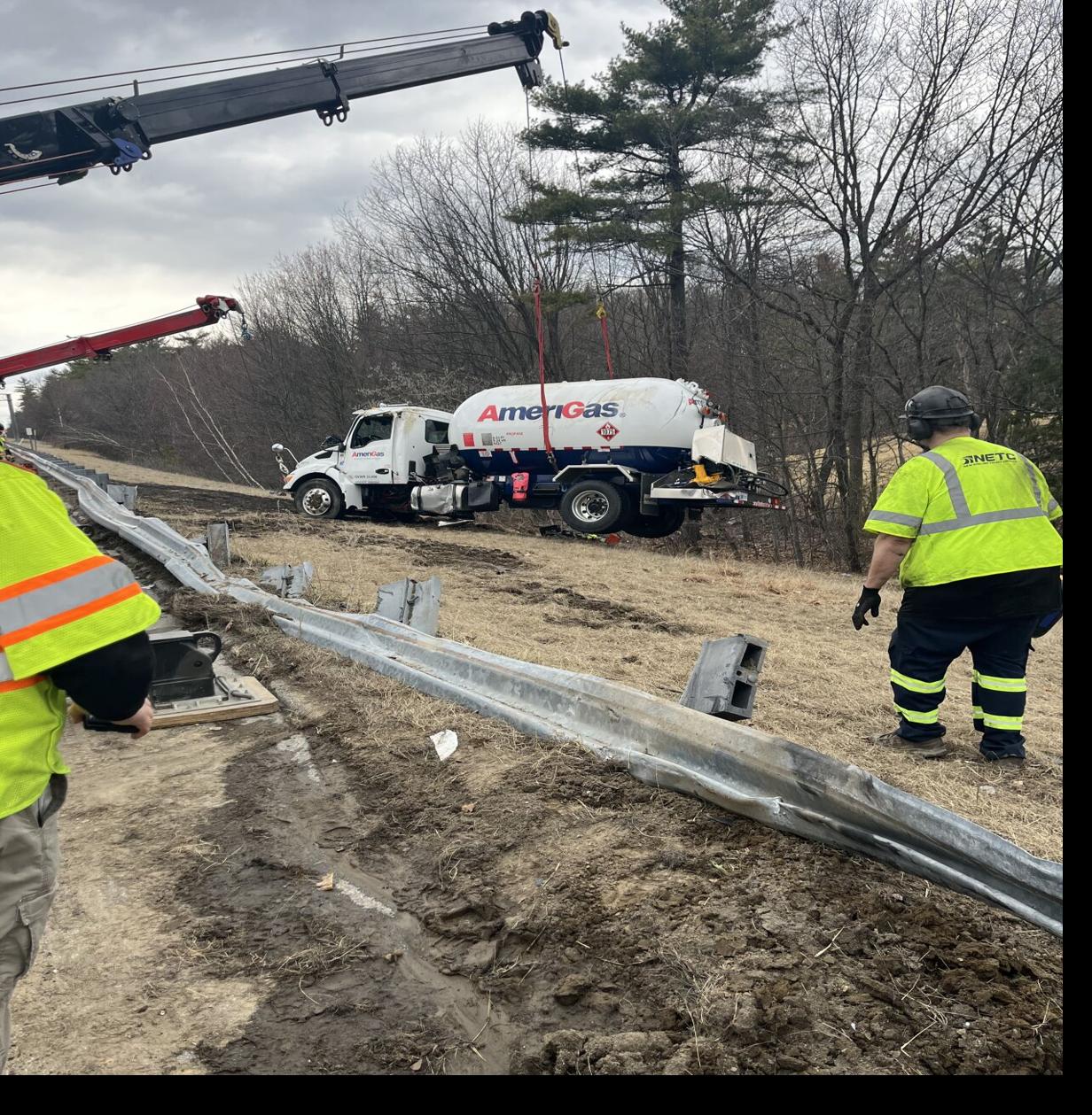 No injuries in propane truck crash that closed I-93 in Bow and sparked ...