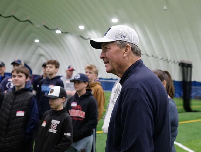 MLB pro shares his record-setting life between the lines with aspiring ...