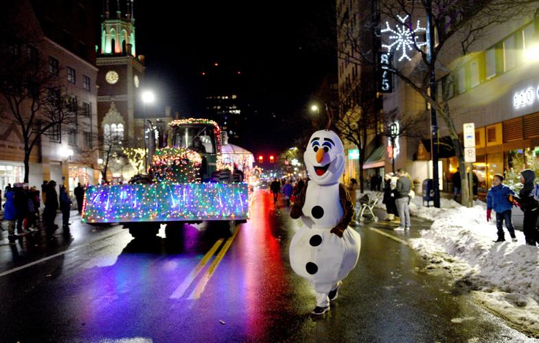 Christmas spirit runs through Manchester | Human Interest | unionleader.com