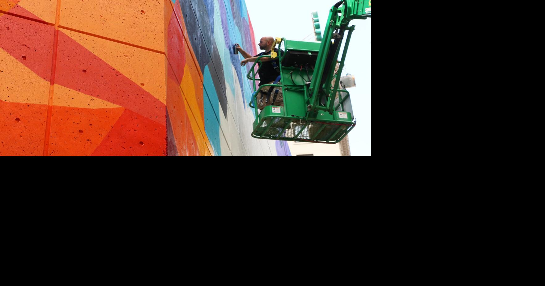'Greetings from Manchester': Hanover Street mural takes shape | A&E ...
