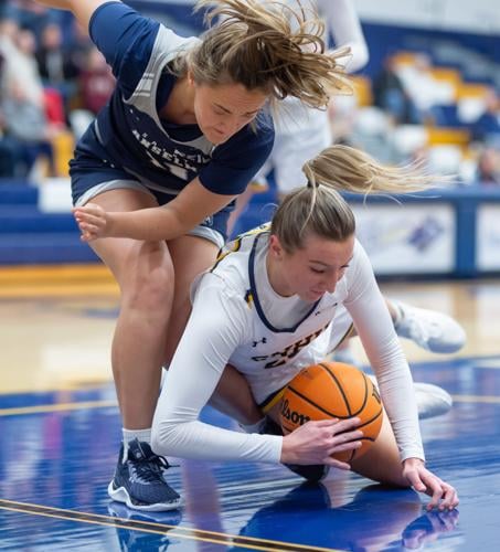 SNHU women's, men's basketball teams sweep Saint Anselm | College ...