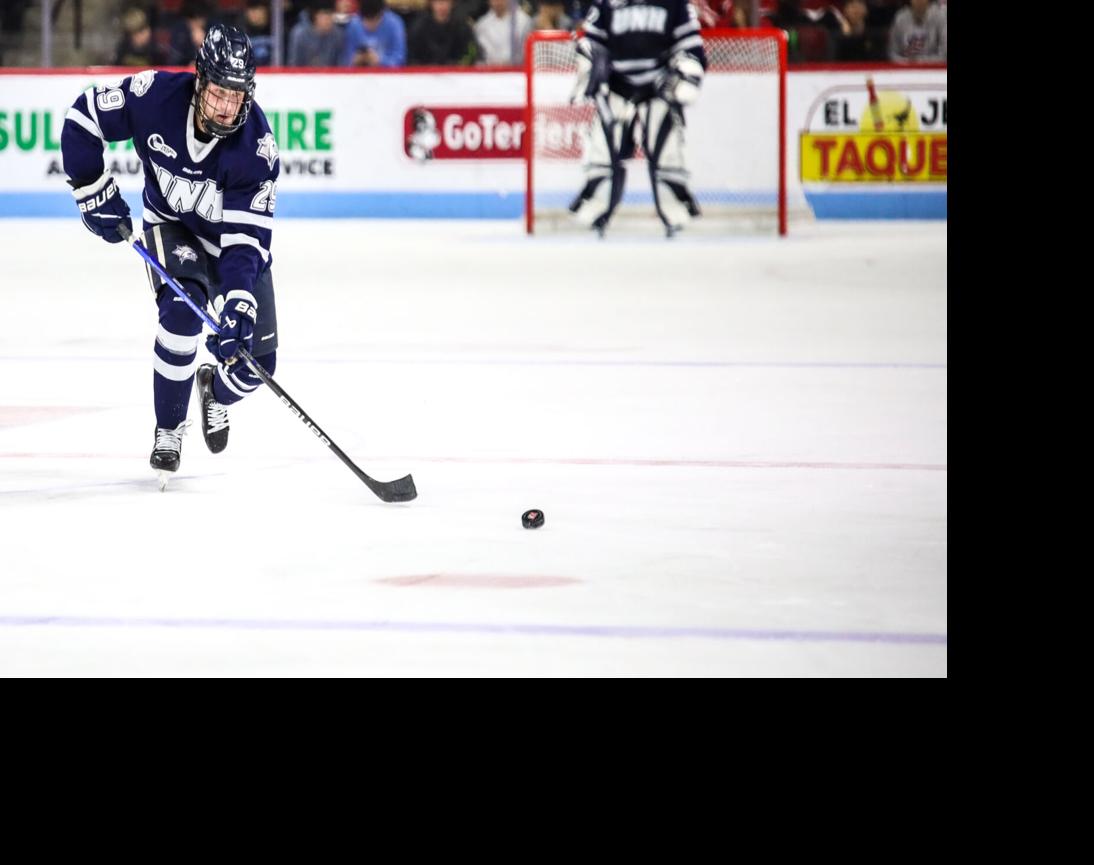 New-look, experienced UNH men's hockey team opens season at Michigan ...