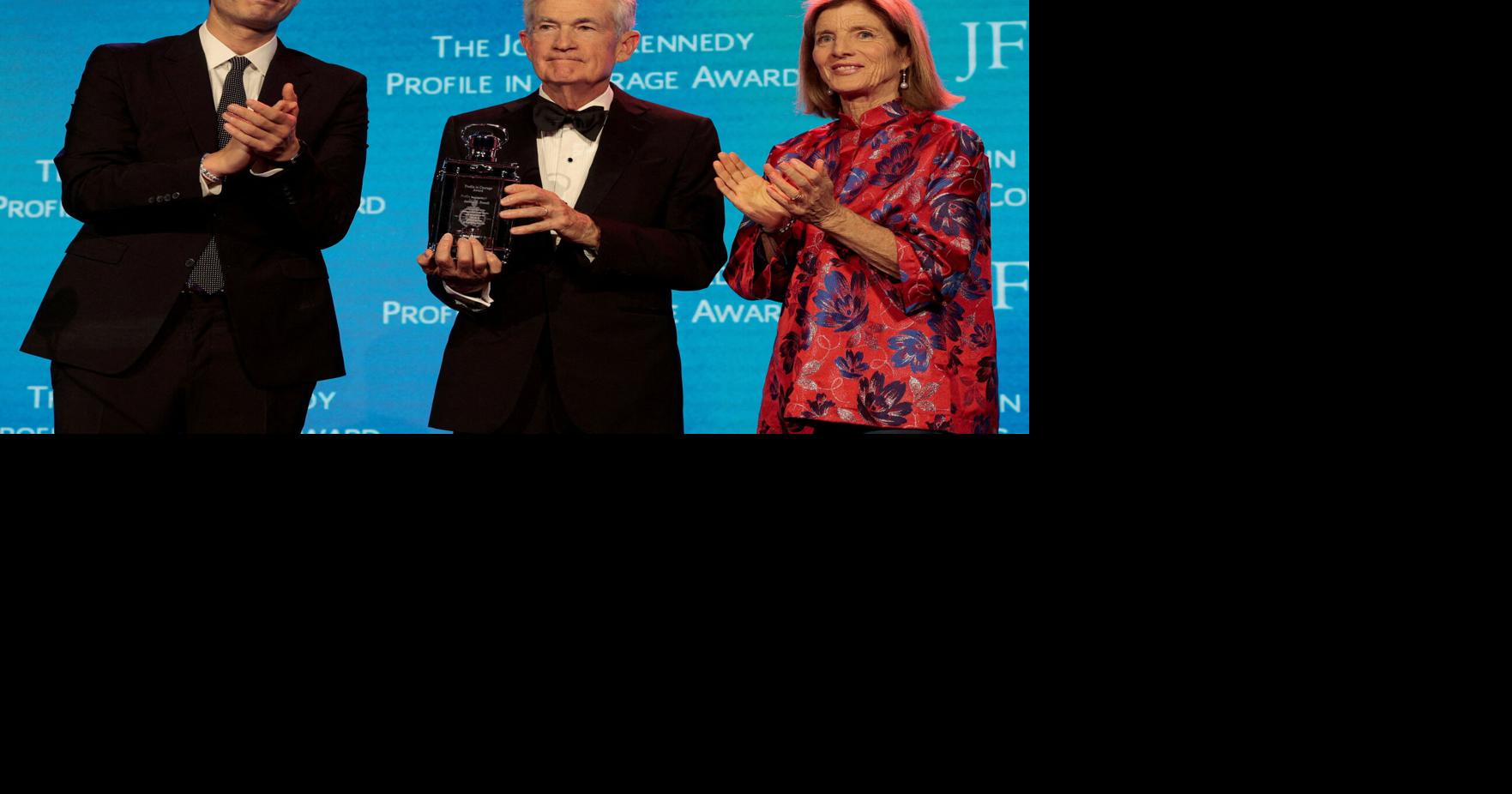 Fed's Powell warns that politicizing the Fed would cost public trust ...