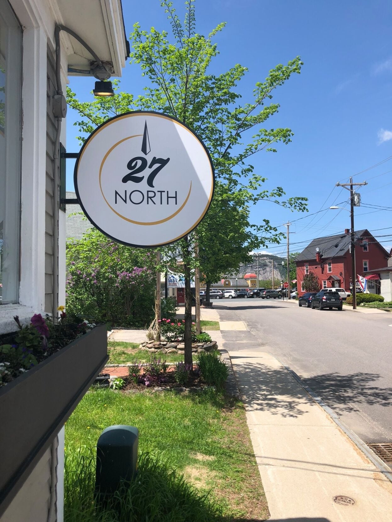 Eastern Slope Inn to get new restaurant; Zo’s place opens in Manchester ...