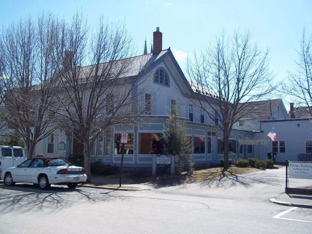 Board hears plans to convert Manchester law office into 'community art ...