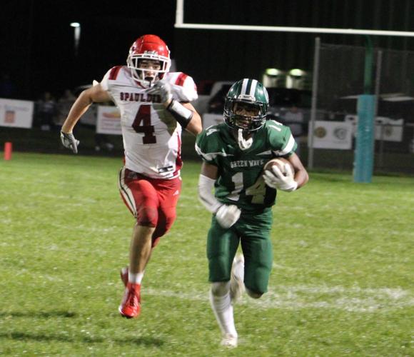 High school football: Aubin plays maestro as Dover rolls over Spaulding ...