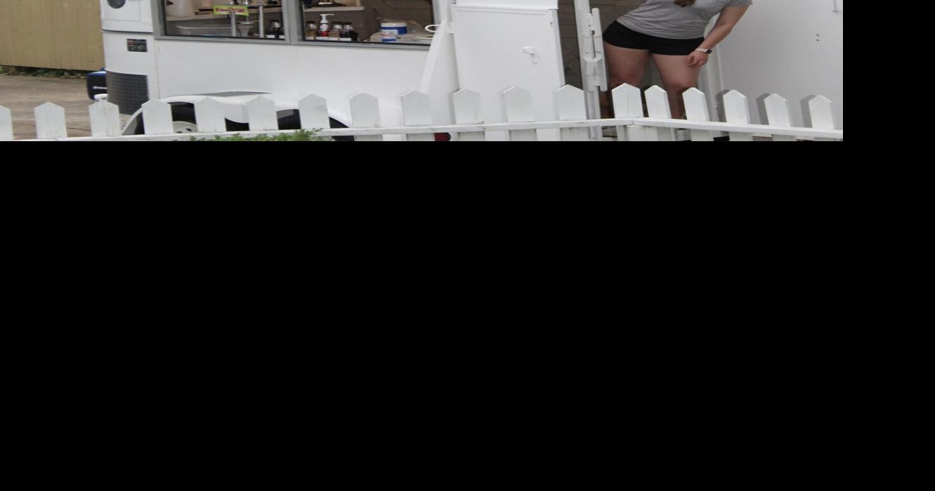 Not just for kids anymore: Adults turn to lemonade stands as side ...