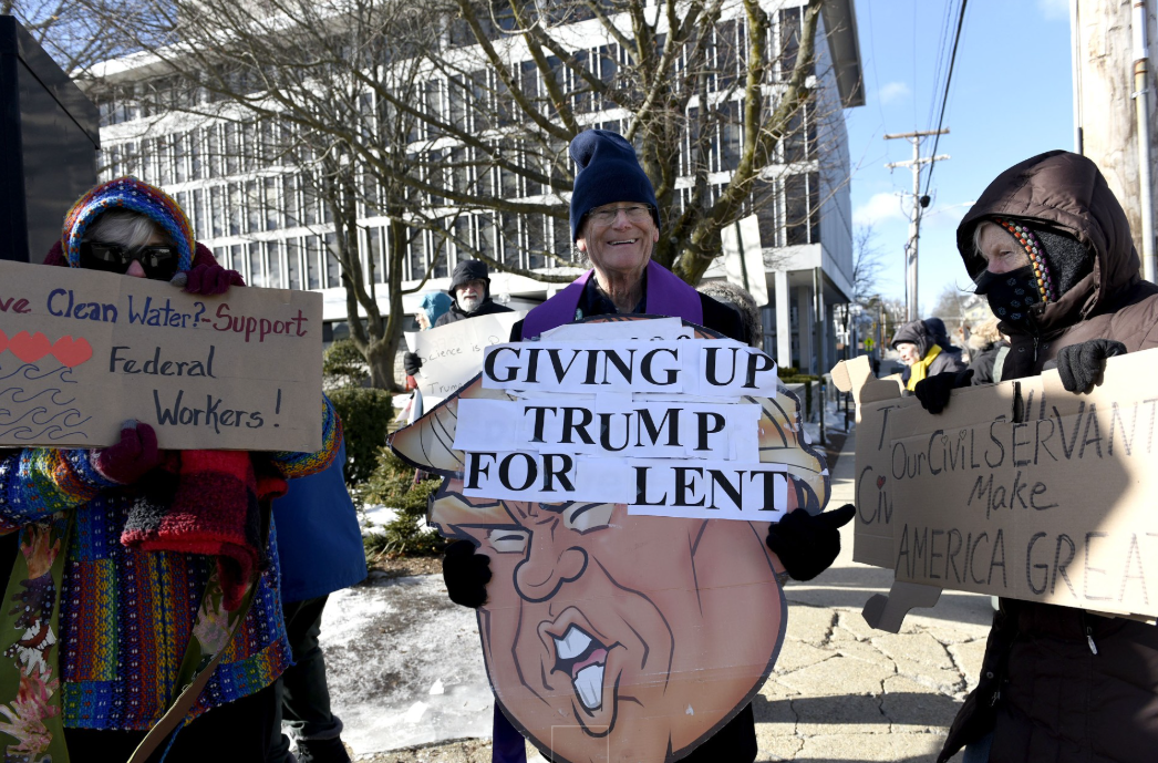 Union backers rally in Concord against Trump federal layoffs | State ...