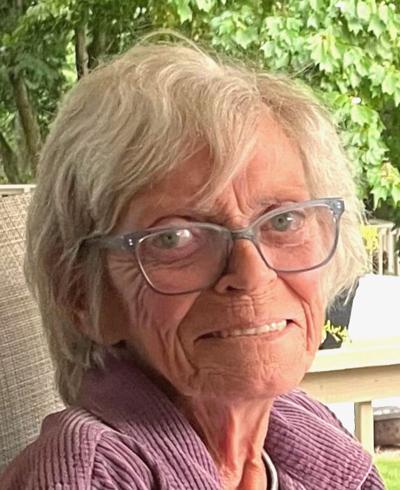 Mary E. McIntosh - Cumberland | Obituaries | valleybreeze.com