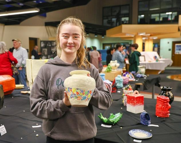 Ponaganset Gala of the Arts exhibits student work | | valleybreeze.com