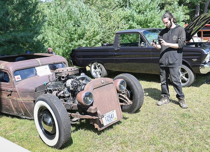 Hot Rods on the Hill car show in Cumberland | | valleybreeze.com