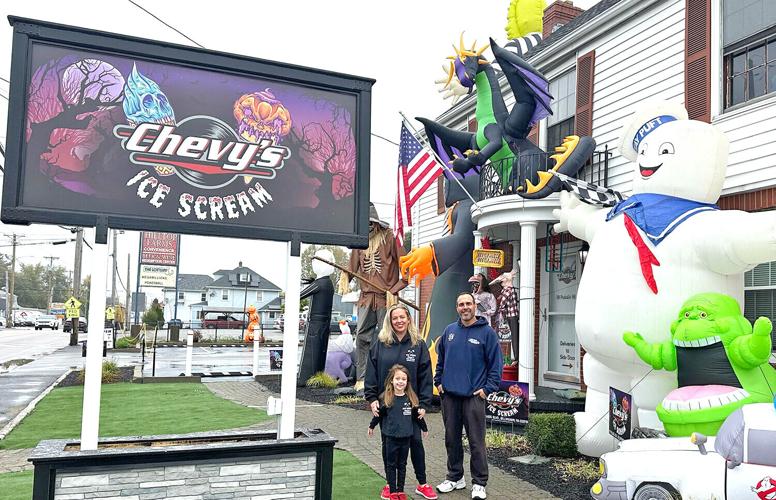 Chevy's Ice Cream revives spooktacular Halloween display | News ...