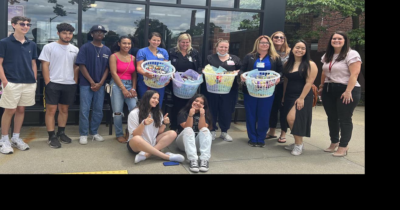 WHS class officers present gifts to front-line workers | News ...