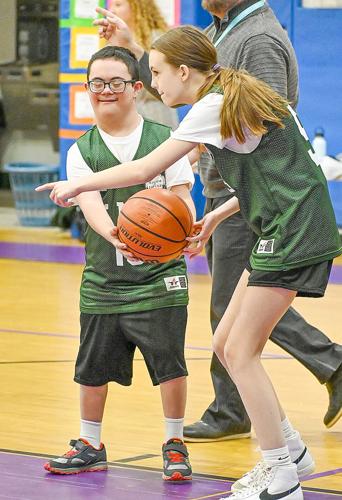 Birchwood Middle School Unified Basketball Game | | valleybreeze.com