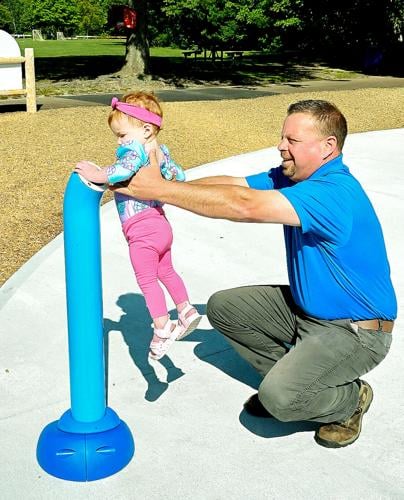 Deerfield Park unveils new Splash Pad | | valleybreeze.com