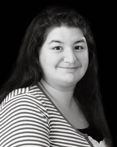 A former queen, a princess, and returning contestants compete for 2018 ...