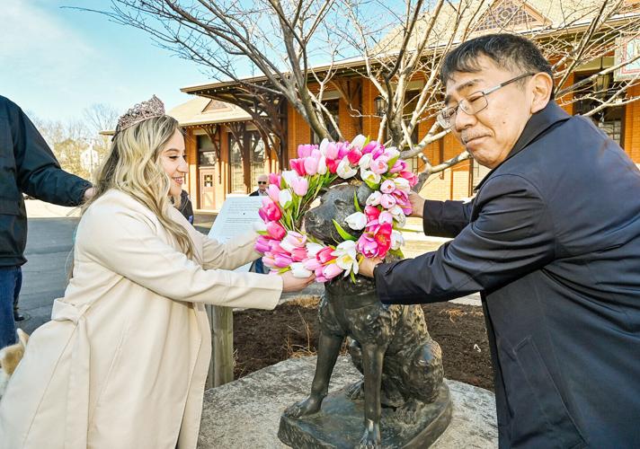 Woonsocket celebrates 100th birthday of Hachiko | News | valleybreeze.com