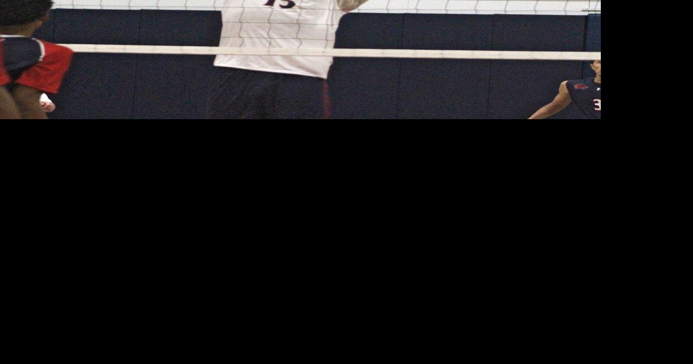 Lincoln boys' volleyball team wins first three matches in return to D ...