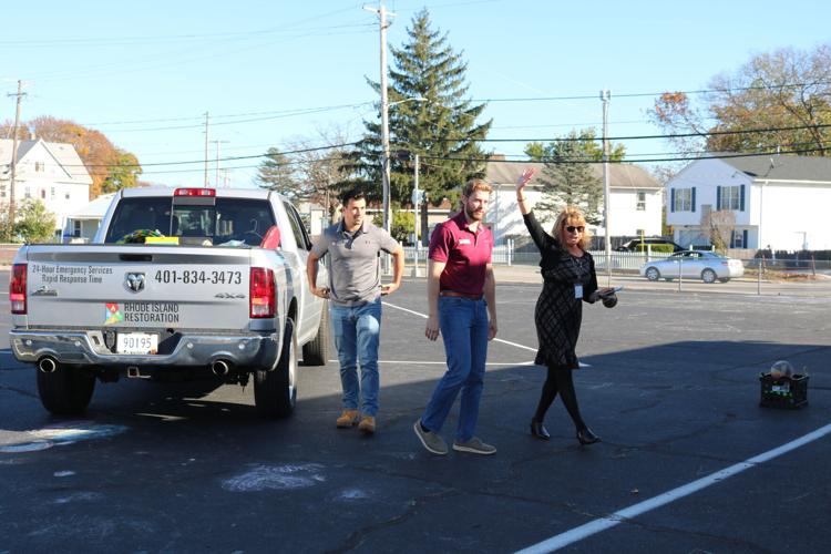 Curvin-McCabe students receive recess toys from NP company | Archives | valleybreeze.com