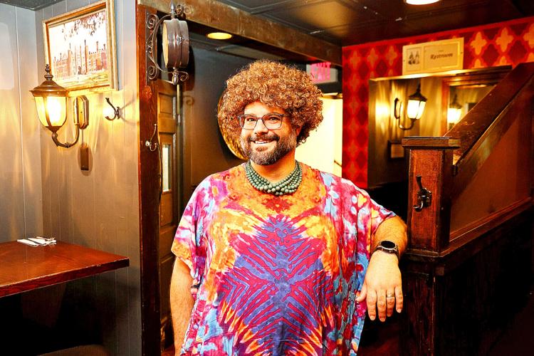 Mrs. Roper's Romp through Woonsocket | | valleybreeze.com