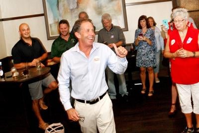 Mutter knocks Murray out of mayor's seat | News | valleybreeze.com