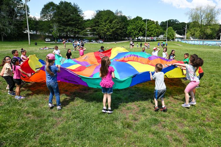 Woonsocket's Coleman Elementary hosts 2024 Field Day | | valleybreeze.com