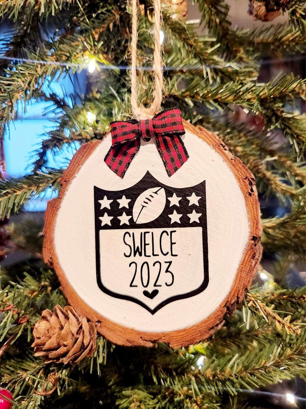 Knowlton & Sons Woodworking takes full advantage of 'Swelce' hype ...