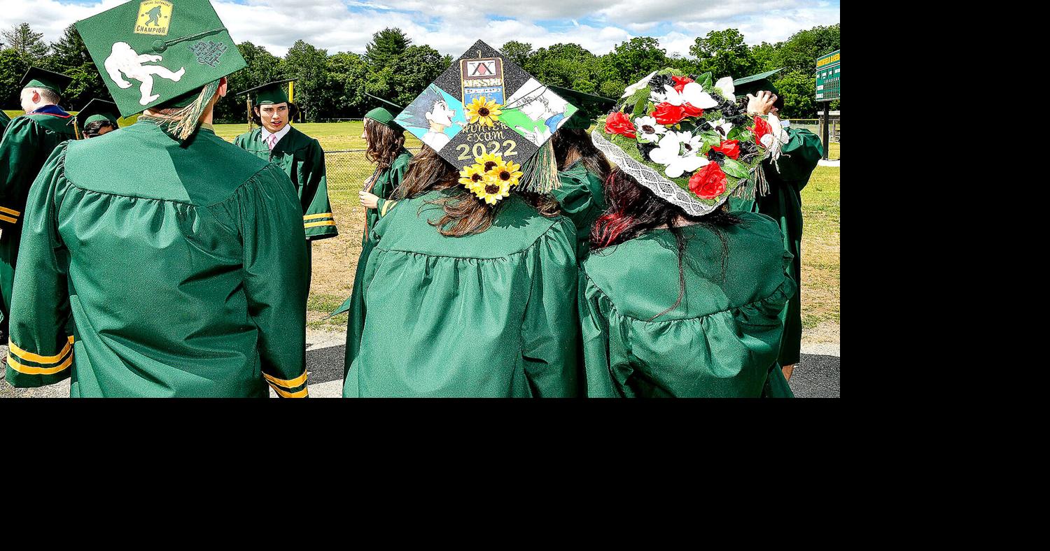 Smithfield High School Graduation | | valleybreeze.com