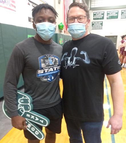 Lowman wrestles with severe ulcerative colitis | Sports | valleybreeze.com