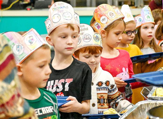 LaPerche Elementary School holds an early Thanksgiving lunch ...