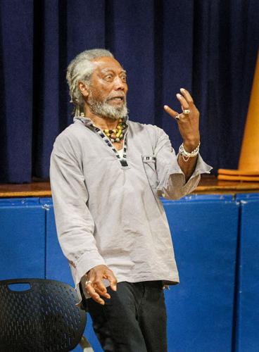 Len Cabral's story telling at Cumberland's B.F. Norton Elementary ...