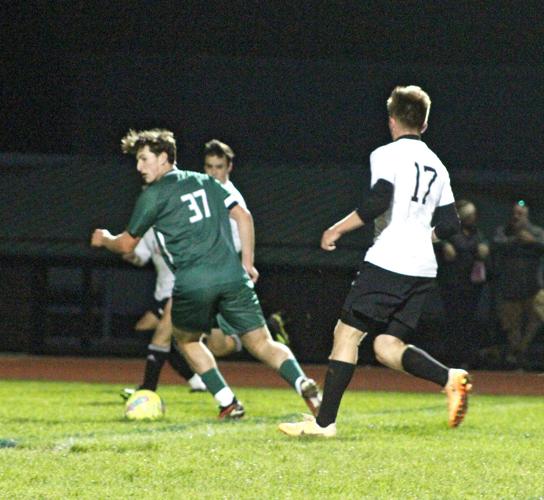 Third-place Ponaganset boys' soccer team defeats EWG, improves to 6-2-1 ...