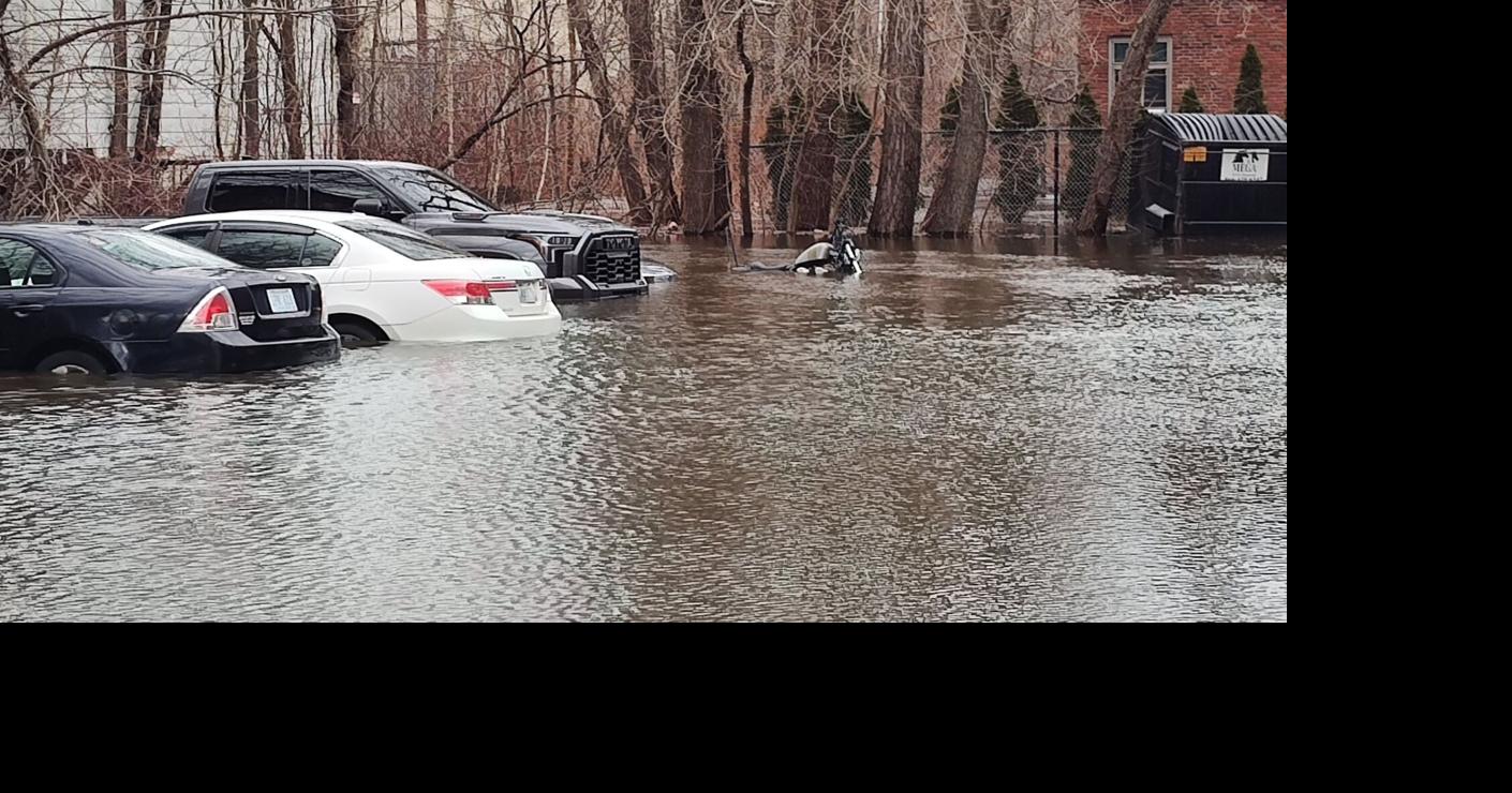 Flooding causes widespread damage in area | News | valleybreeze.com