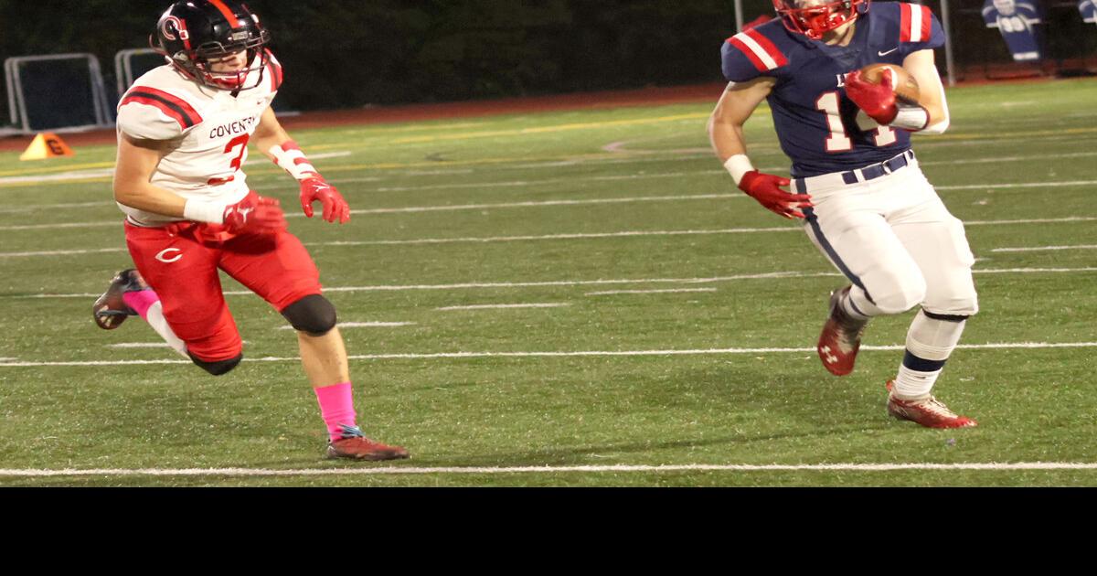 Lincoln football team holds off Coventry, improves to 4-0 in Division ...