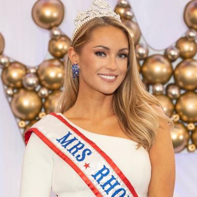Lincoln's Dingley competes in Mrs. America | News | valleybreeze.com