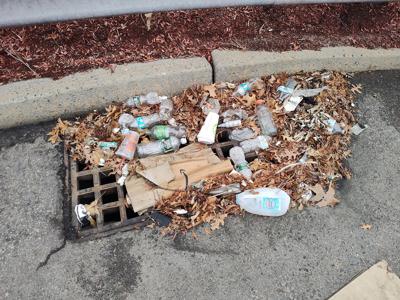 Potential ordinance would require commercial owners to pick up litter ...