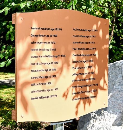 Georgiaville Pond Memorial in Smithfield | | valleybreeze.com