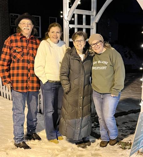 'Like a hug,' candlelight tradition embraced in Chepachet | News ...