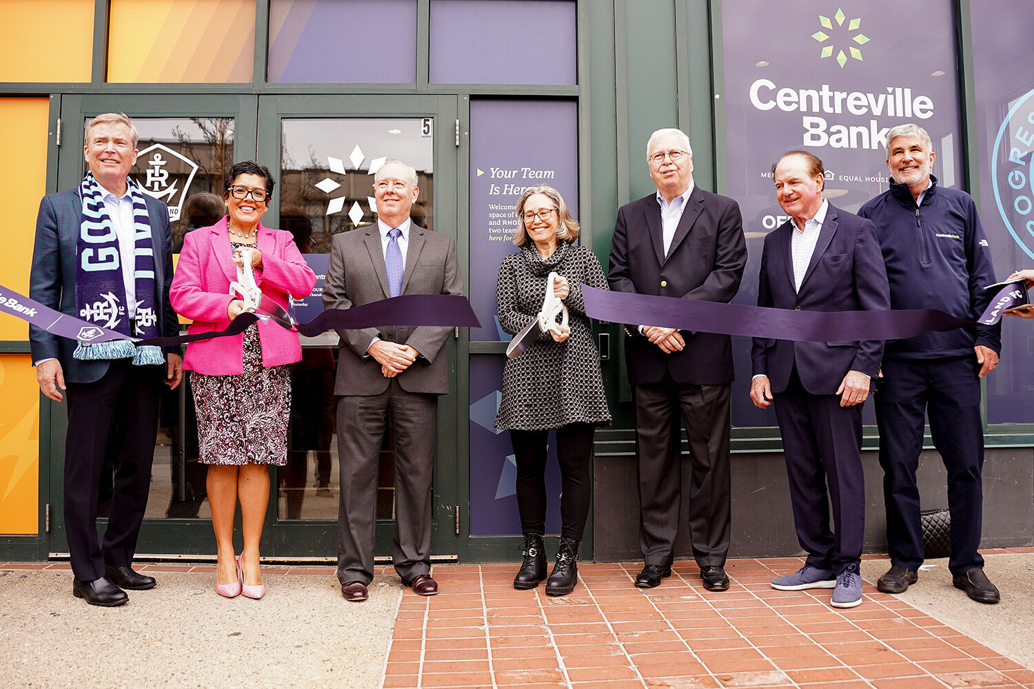 Centreville Bank opens Pawtucket Branch at former Stillwater Books ...