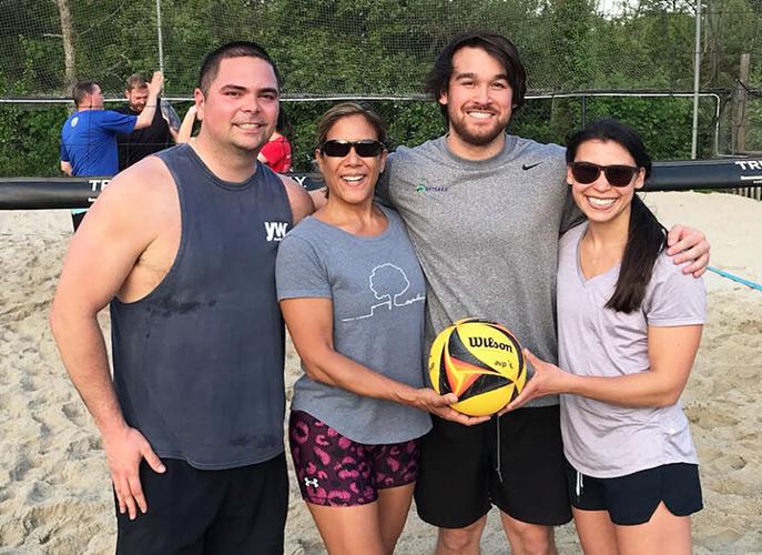 Competition heats up at midway point of Gator's Pub Summer Volleyball ...